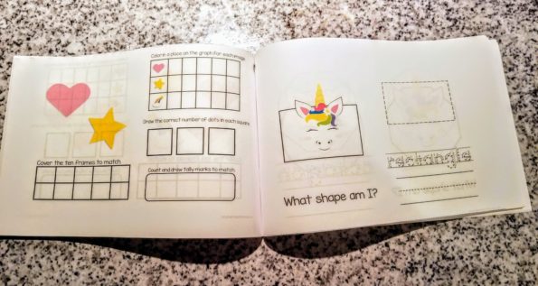 Free Printable Unicorn Themed Flip Book 1-20 Numbers, Colors, Alphabet ...